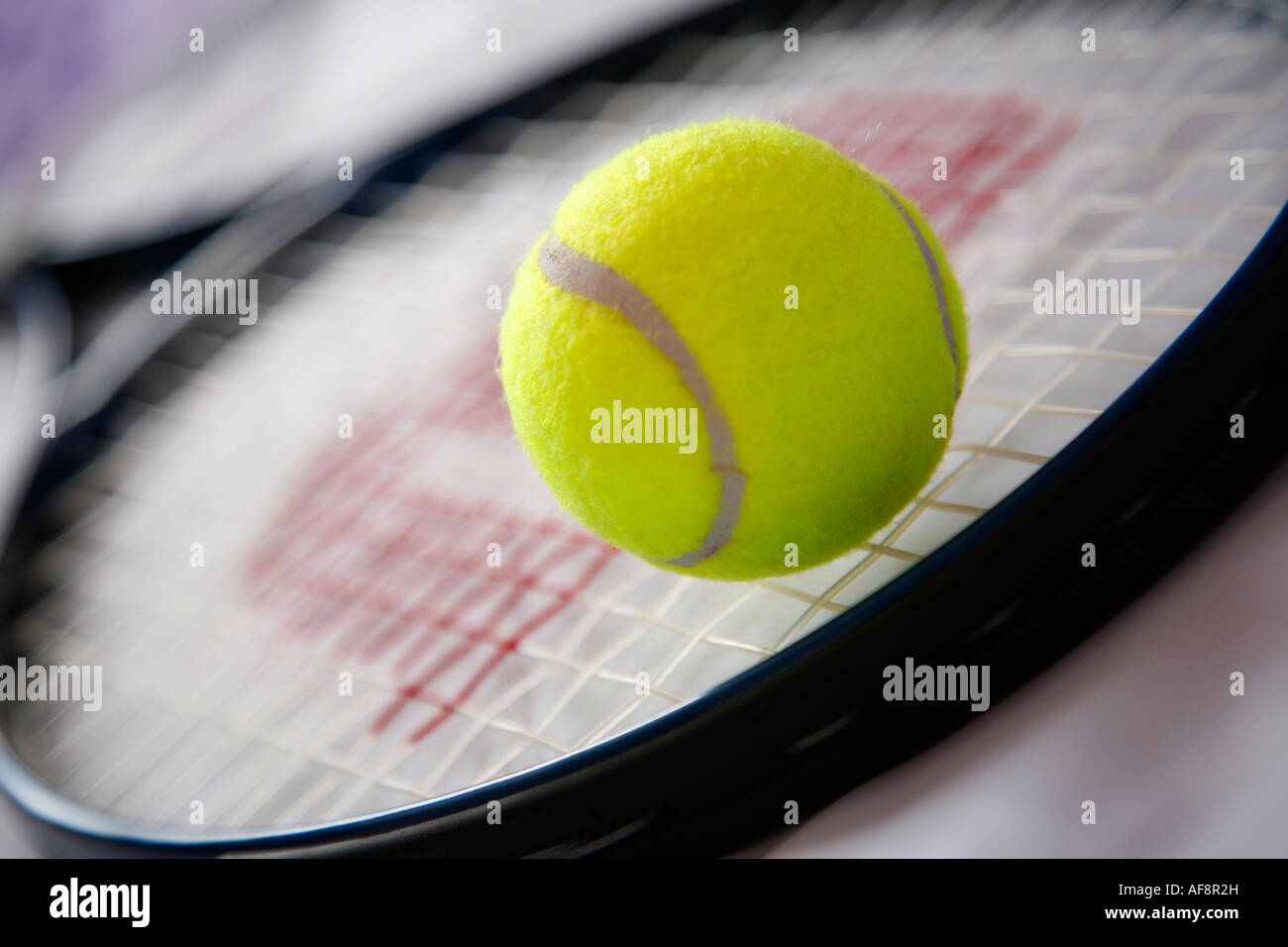 Wimbledon ball hi-res stock photography and images - Alamy