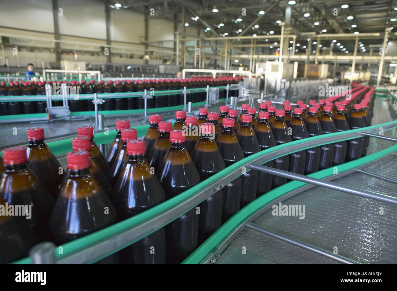Beer factory. Conveyer Stock Photo - Alamy