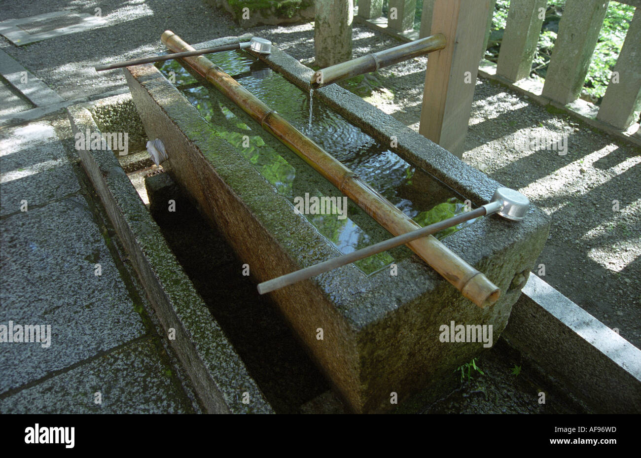 Purification Well 3, Kiyomizu-dera Temple, Kyoto, Japan Stock Photo - Alamy