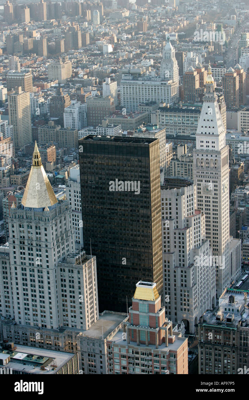 New york life building gold hi-res stock photography and images - Alamy