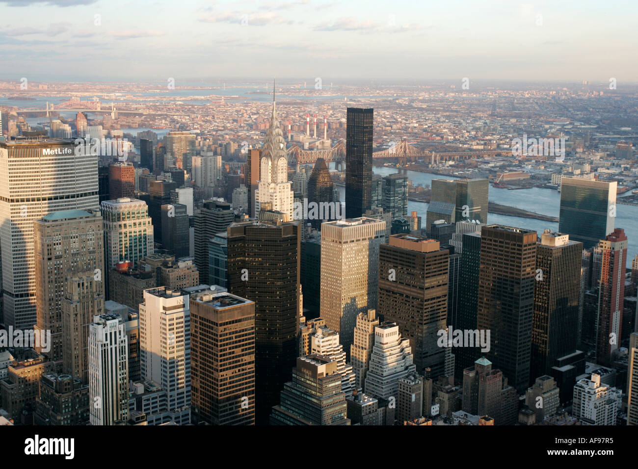 evening night view of north east manhattan from observation deck 86th ...