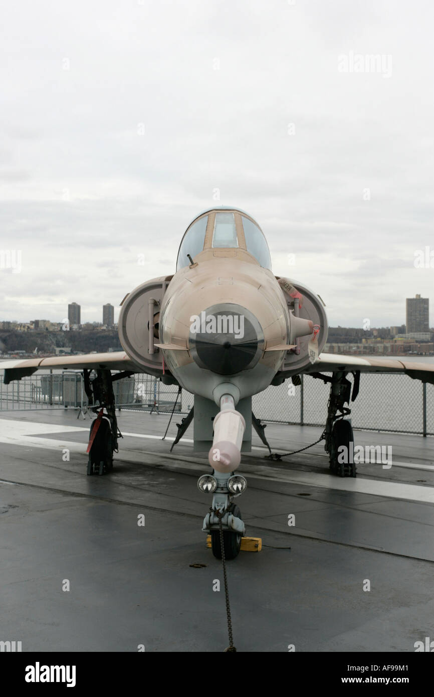 F 21 kfir fighter jet hi-res stock photography and images - Alamy