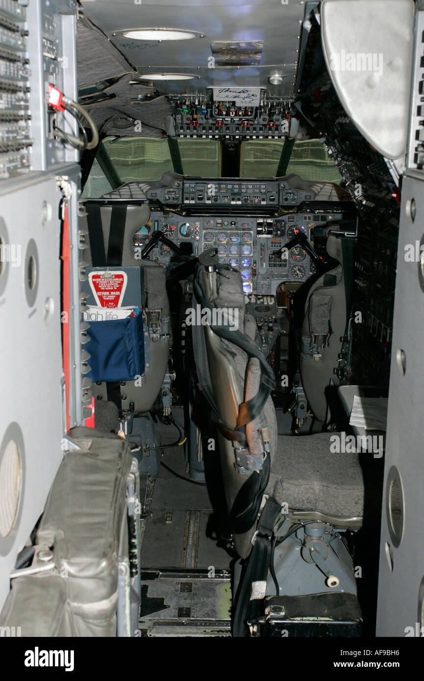 Concorde interior hi-res stock photography and images - Alamy