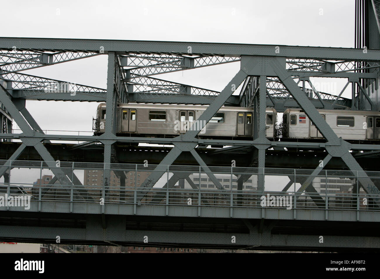 subway train crossing the Broadway Bridge from Manhattan to the Bronx over the Spuyten Duyvil ...