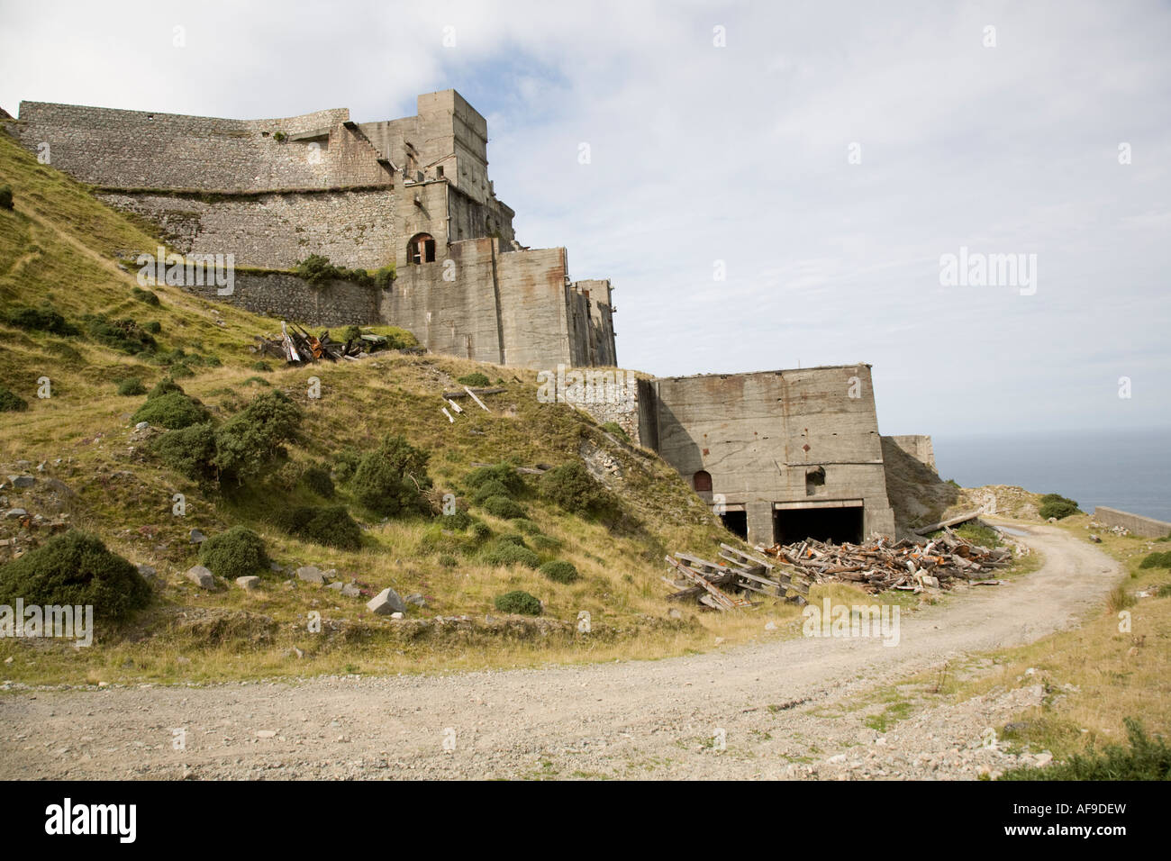 Trefor quarry hi-res stock photography and images - Alamy