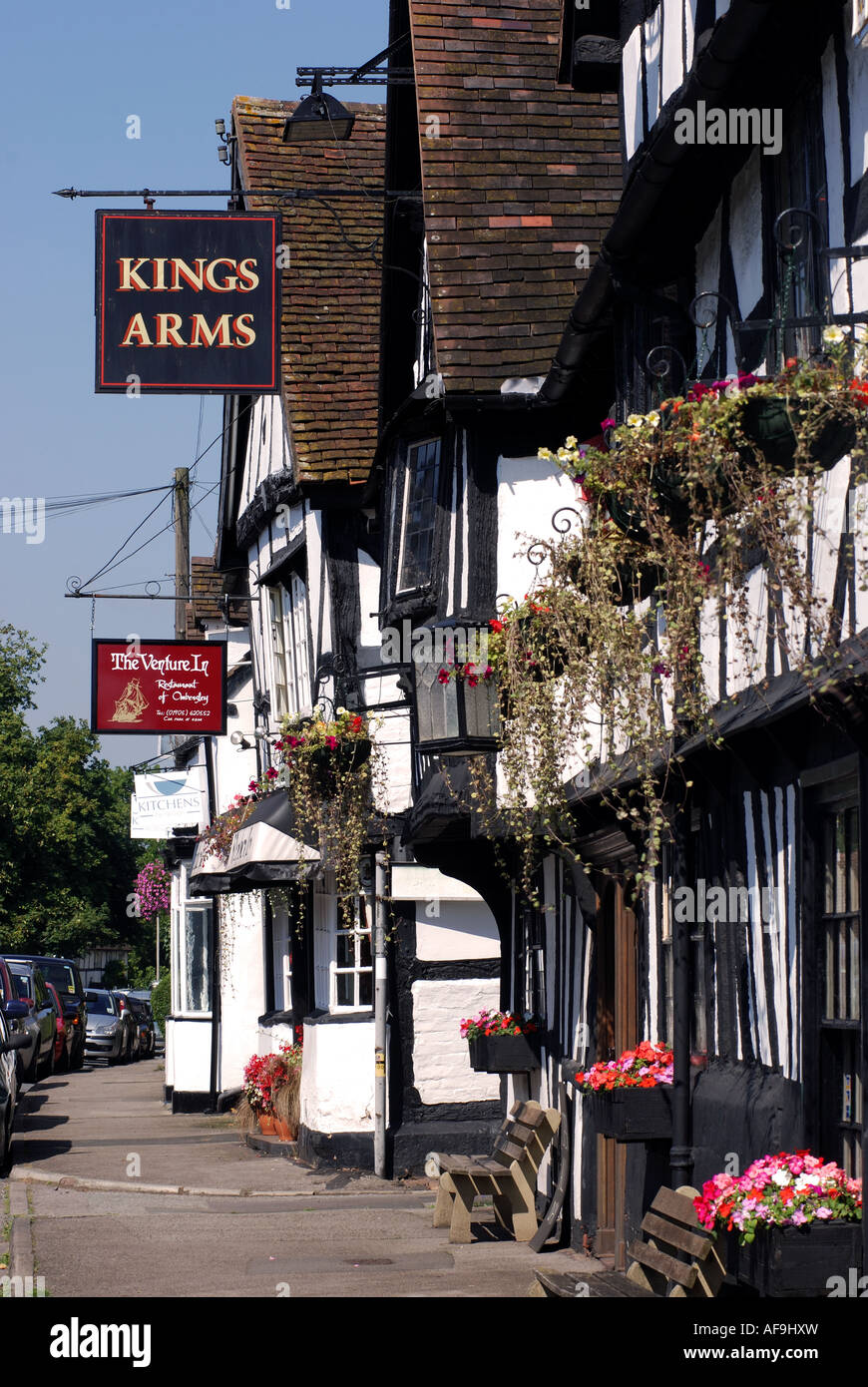Ombersley village hi-res stock photography and images - Alamy