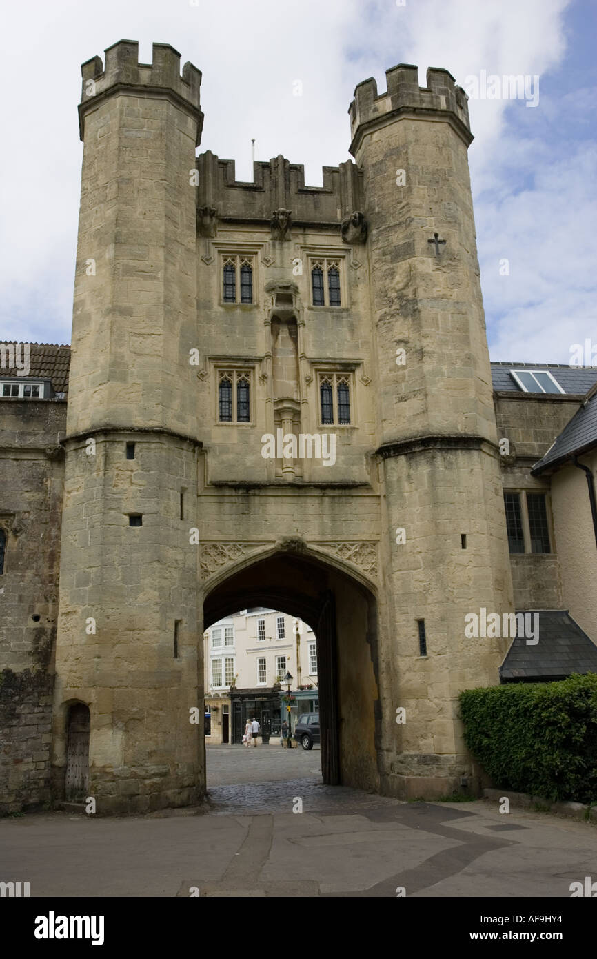 Penniless porch wells cathedral hi-res stock photography and images - Alamy