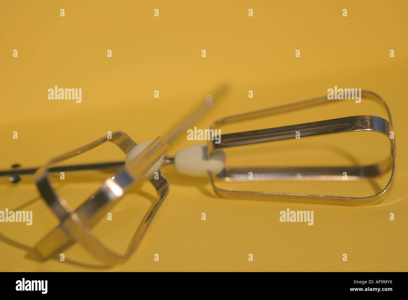 Electric whisks hi-res stock photography and images - Alamy