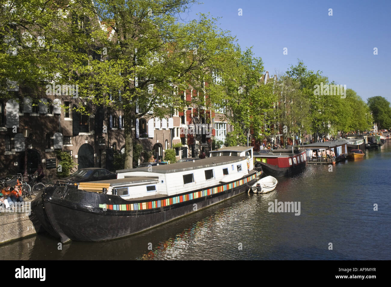 Gracht with houseboats, Netherlands, Amsterdam Stock Photo - Alamy