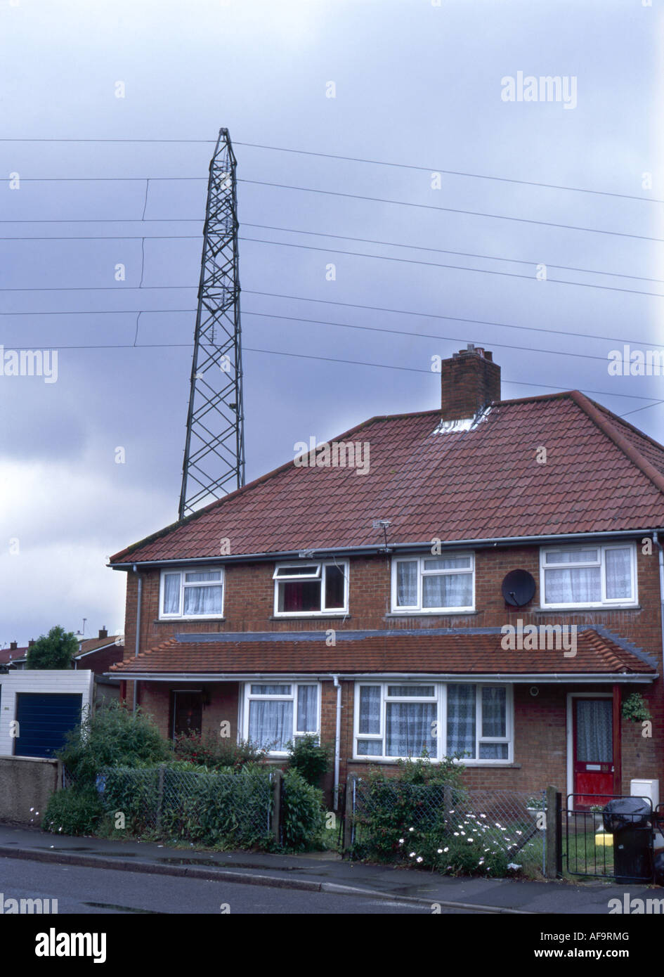 A House in Weston Super Mare with an electricity pylon in its back ...