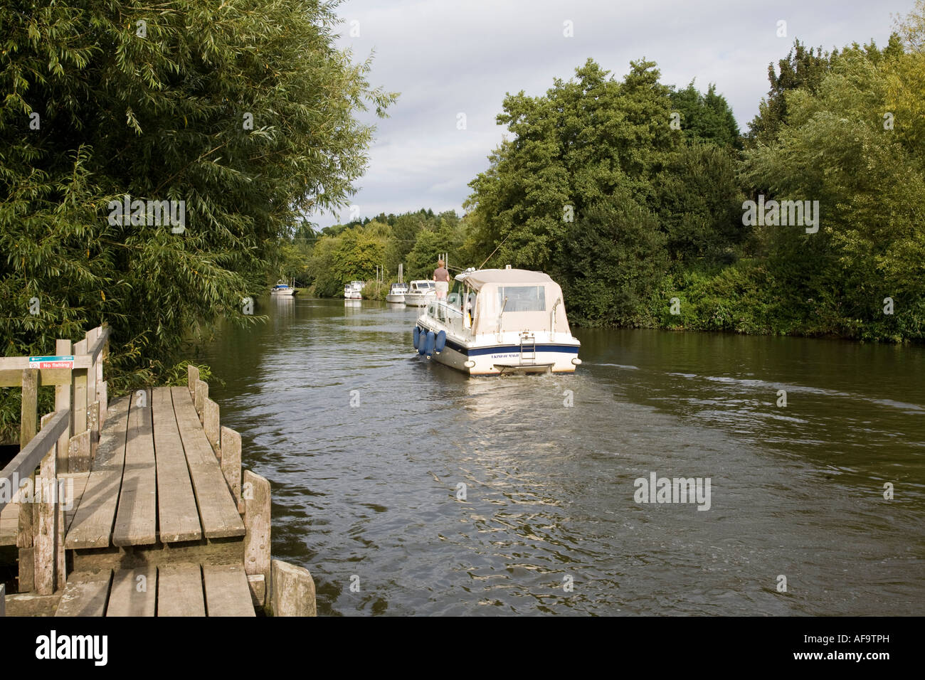 Maidstone Kent England River Boat Stock Photos & Maidstone Kent England ...