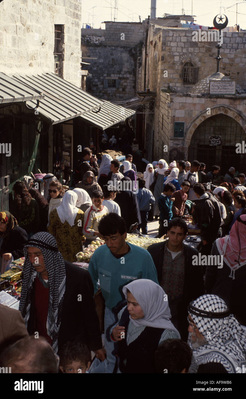 Jewish quarters israel hi-res stock photography and images - Alamy