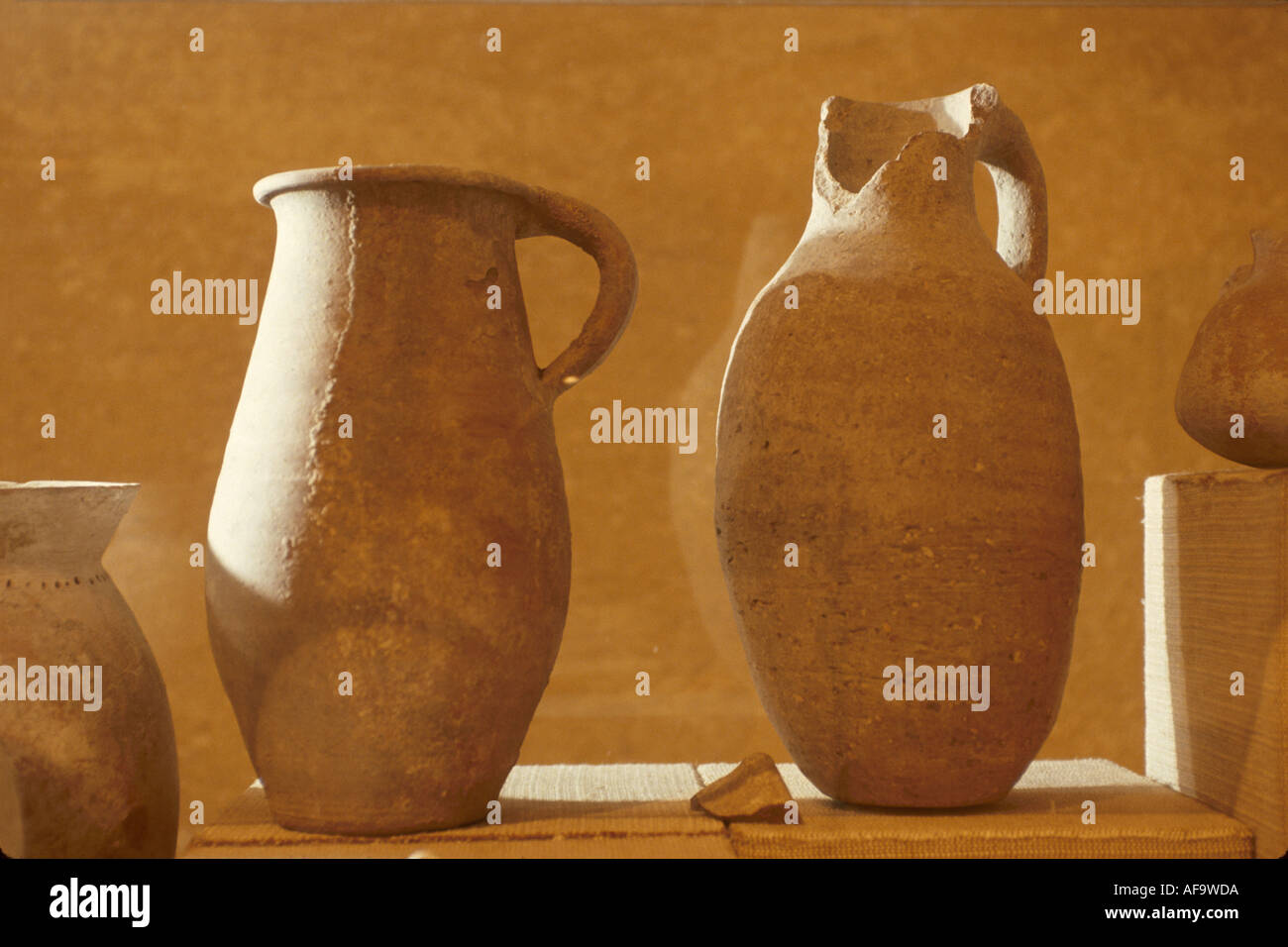 Pottery from time of jesus christ hi-res stock photography and images ...