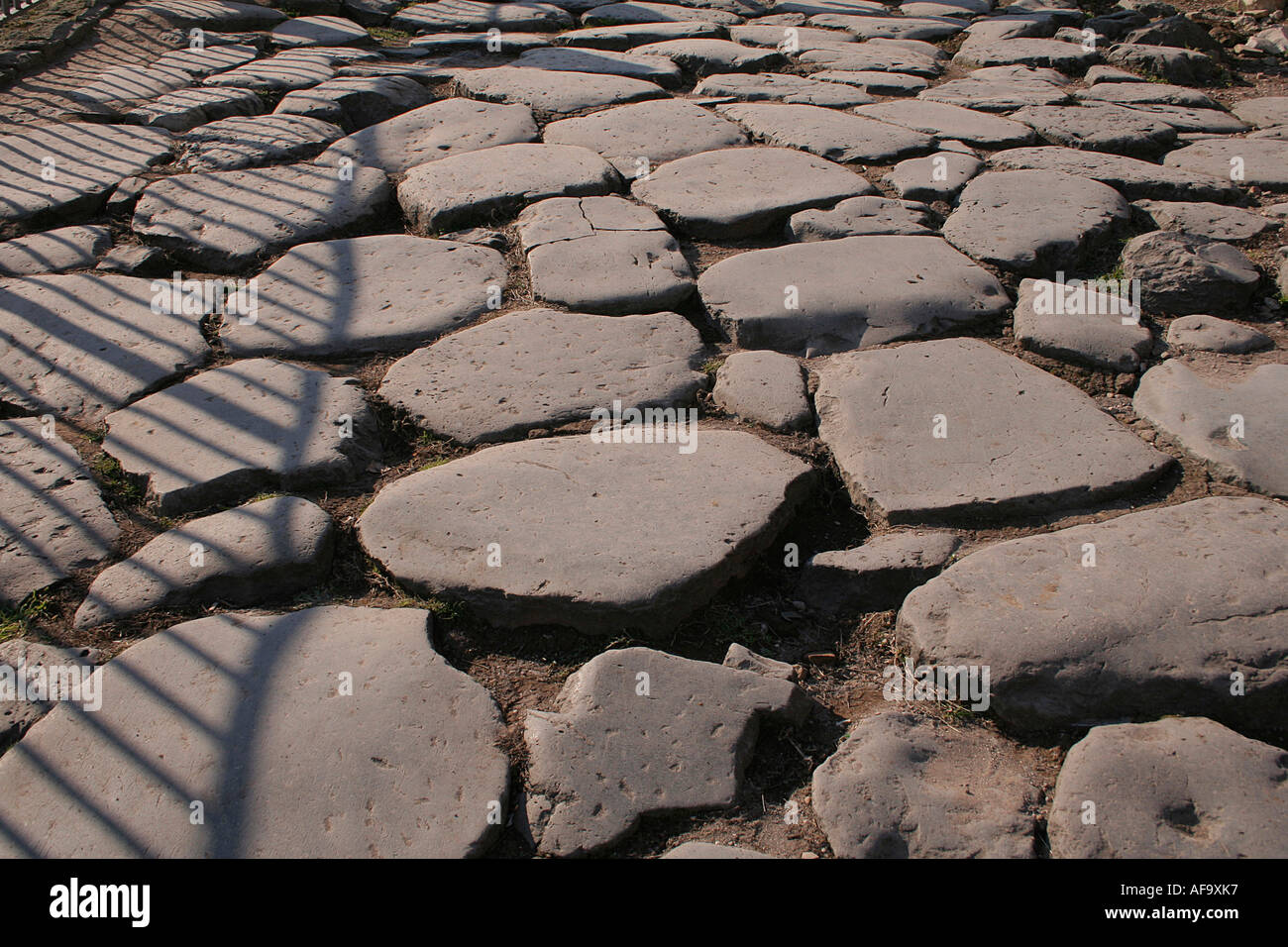 Paving streets of rome hi-res stock photography and images - Alamy