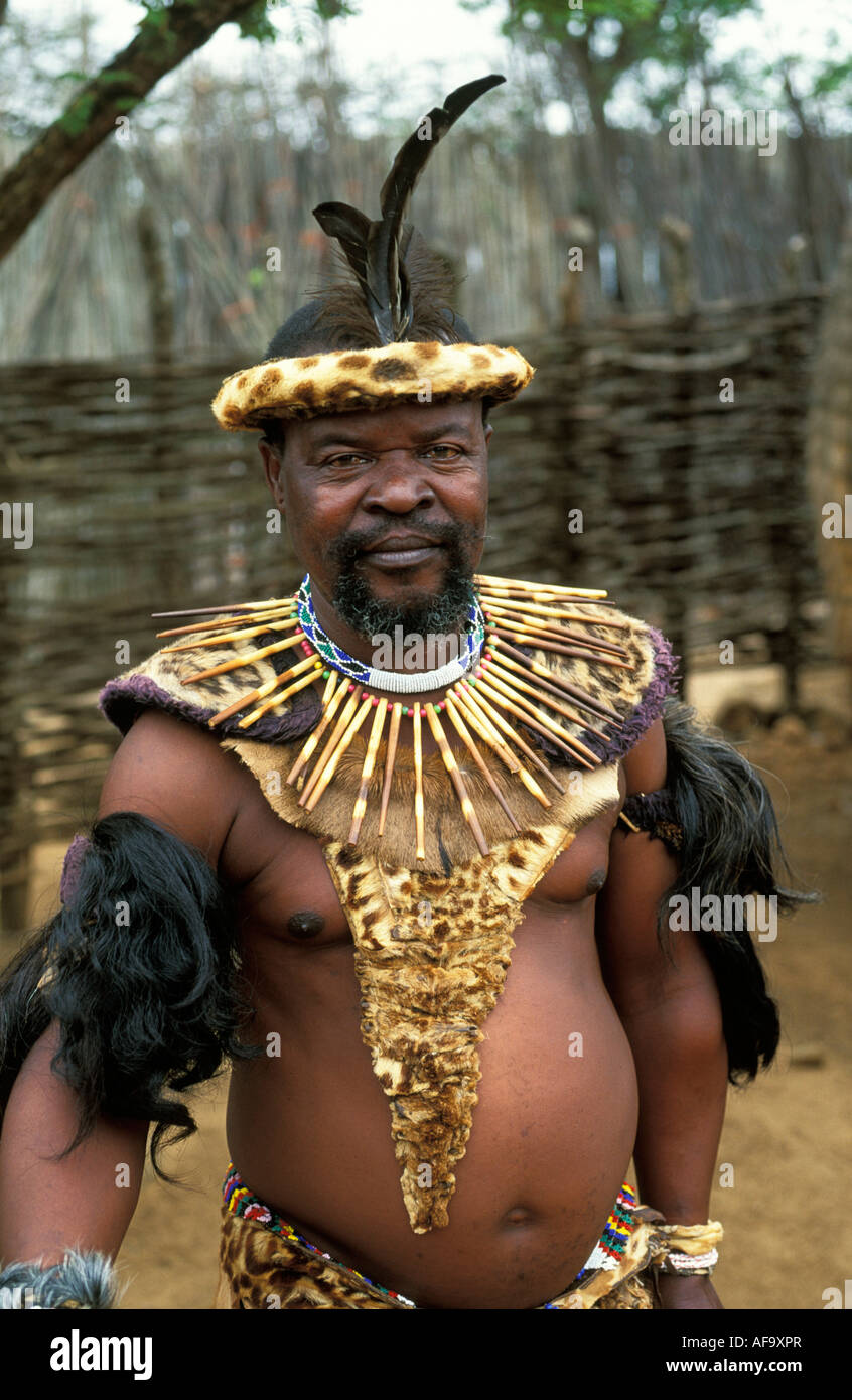 Portrait of Zulu elder in traditional dress, Shakaland Cultural village ...