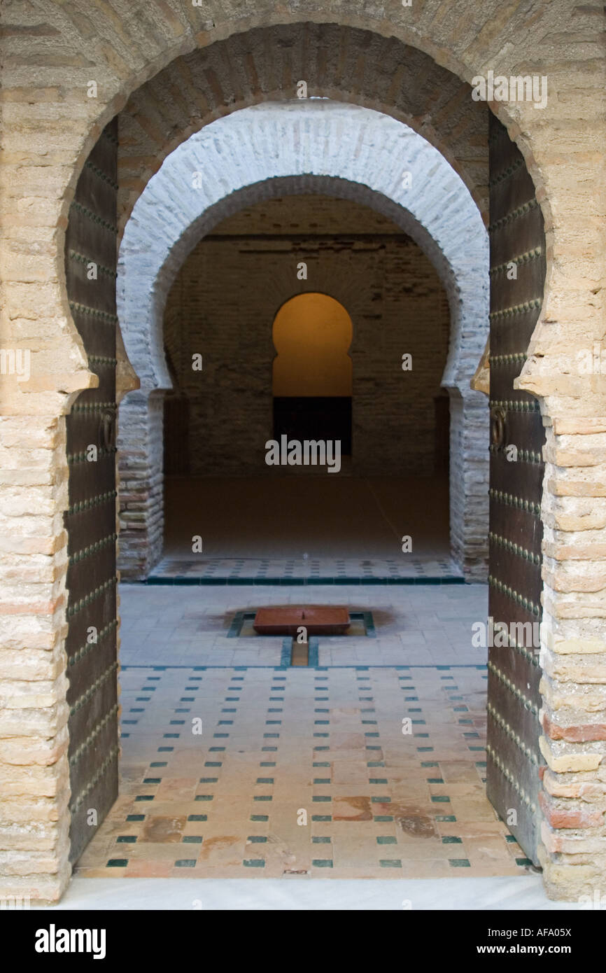 Keyhole Arches High Resolution Stock Photography and Images - Alamy