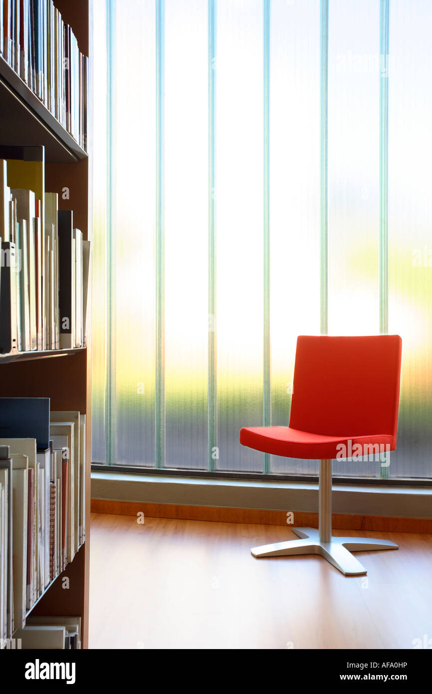 Library chair hi-res stock photography and images - Alamy
