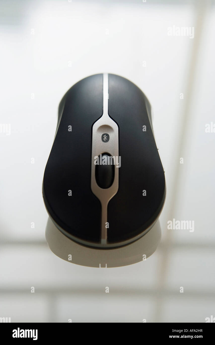 Equipment technologies mouse hi-res stock photography and images - Alamy