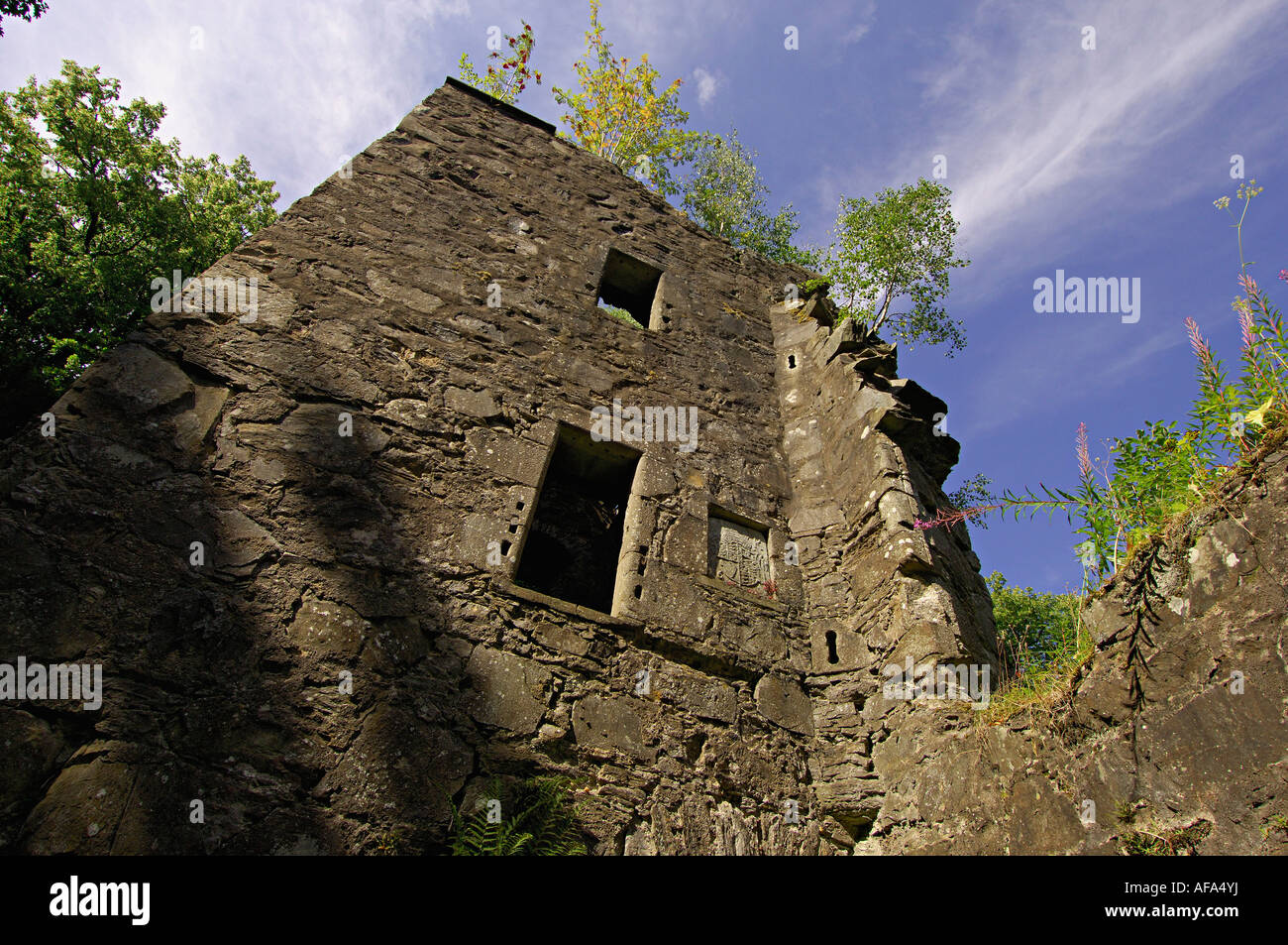 The tower or keep of the medieval castle and fortress of Finlarig on ...