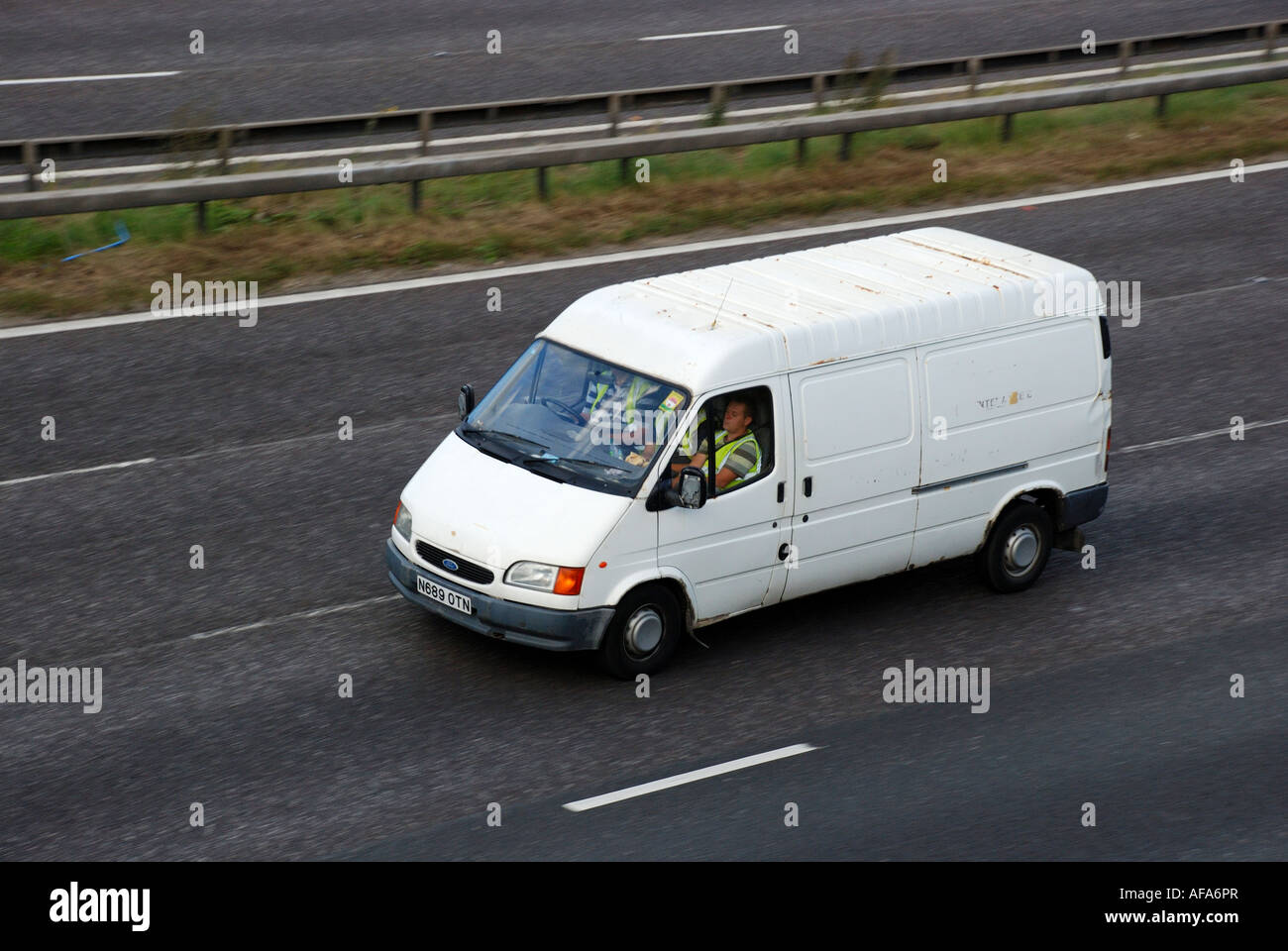 White ford transit hi-res stock photography and images - Alamy