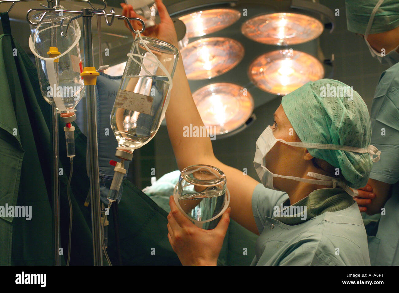 Operating room photos hi-res stock photography and images - Alamy