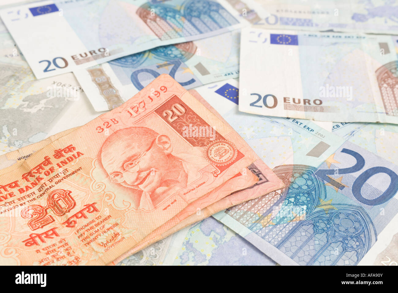 Euro rupee money exchange hi-res stock photography and images - Alamy