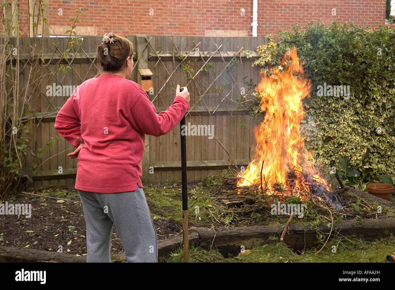 Bonfire in a Hampshire Garden Stock Photo - Alamy