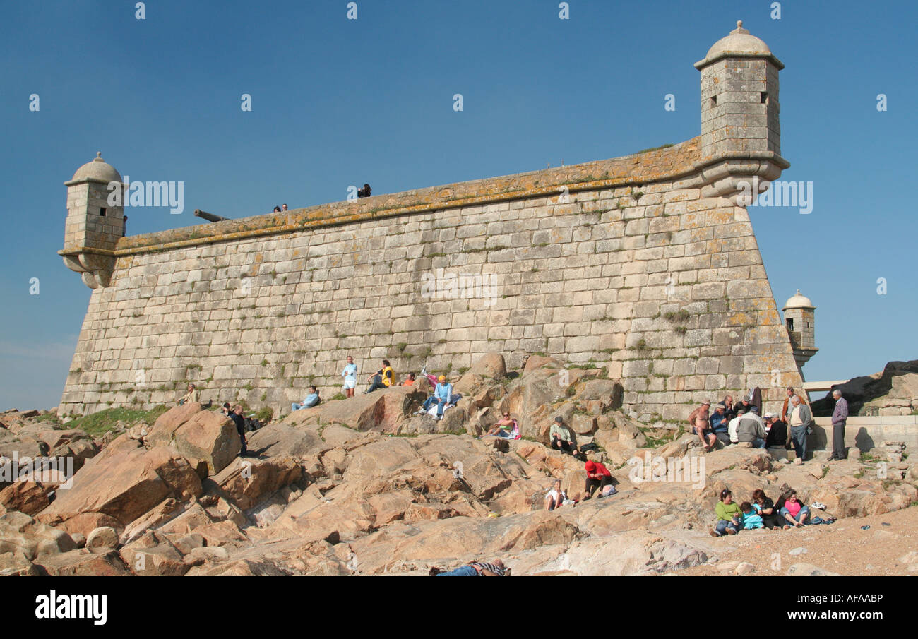 Forte de São Francisco Xavier, Porto, Portugal known as Castelo do ...