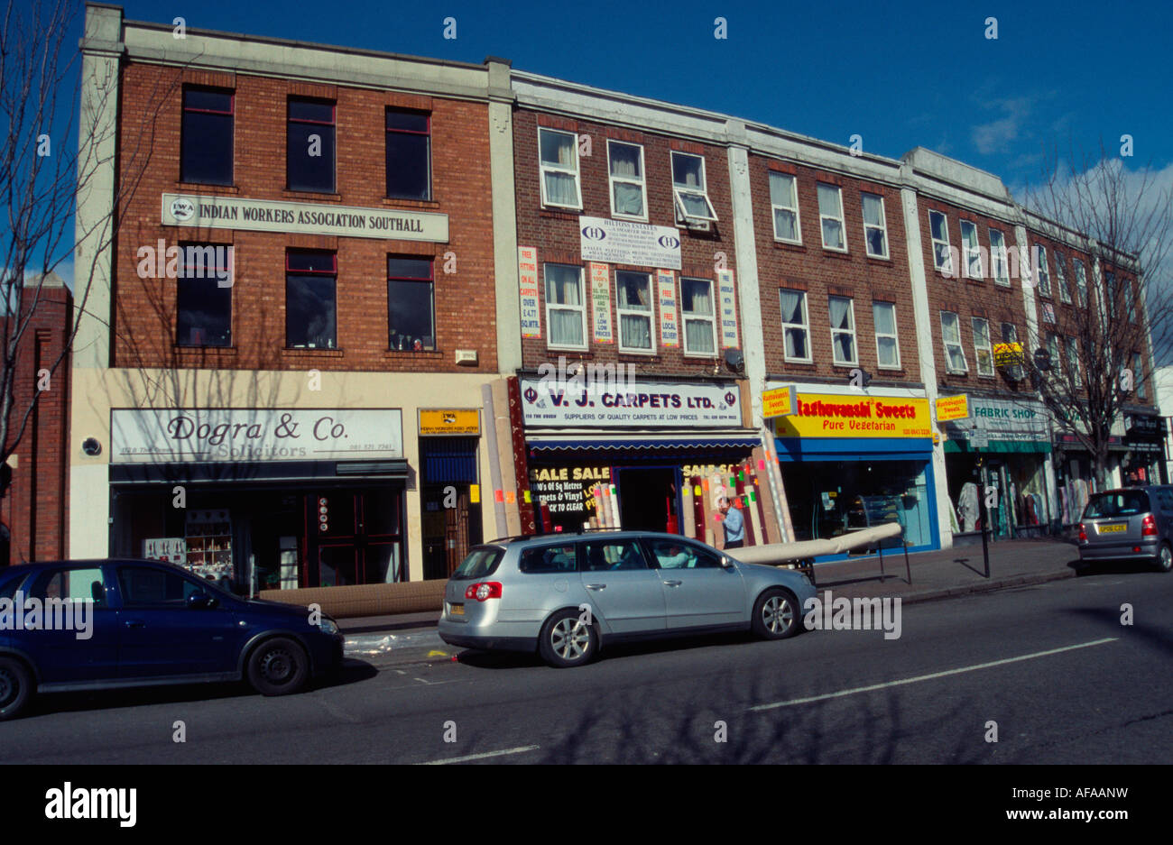 Southall shops hi-res stock photography and images - Alamy
