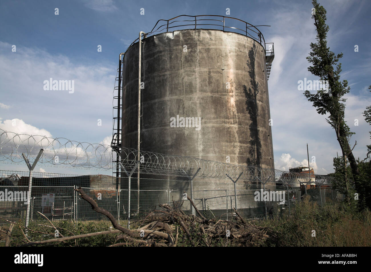 Buncefield hi-res stock photography and images - Alamy