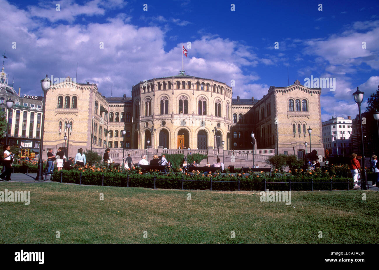 Seat of the norwegian parliament hi-res stock photography and images ...
