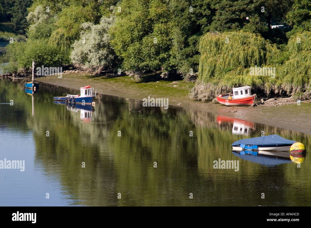 Old boats on river dee hi-res stock photography and images - Alamy