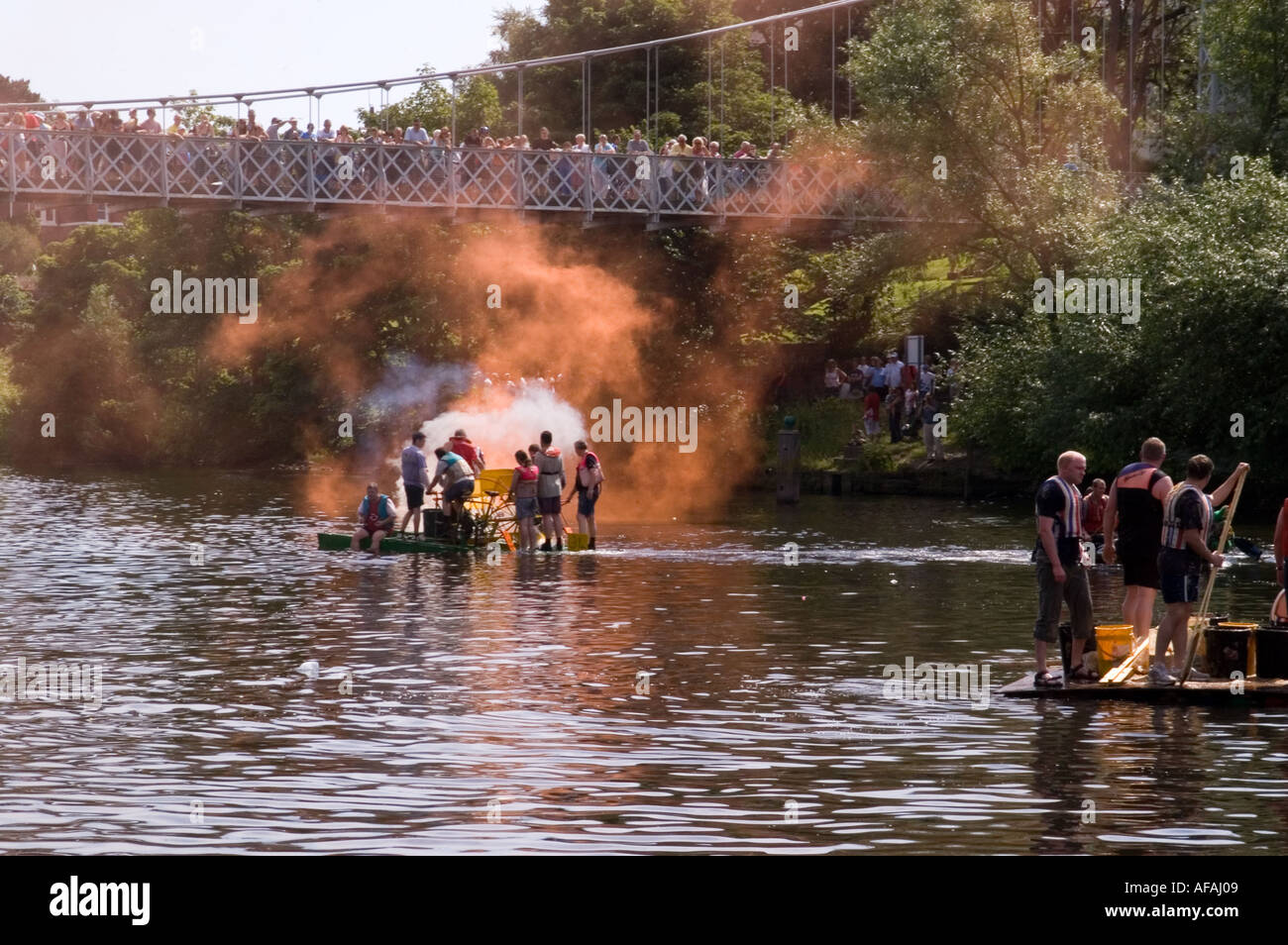 Chester raft race hi-res stock photography and images - Alamy