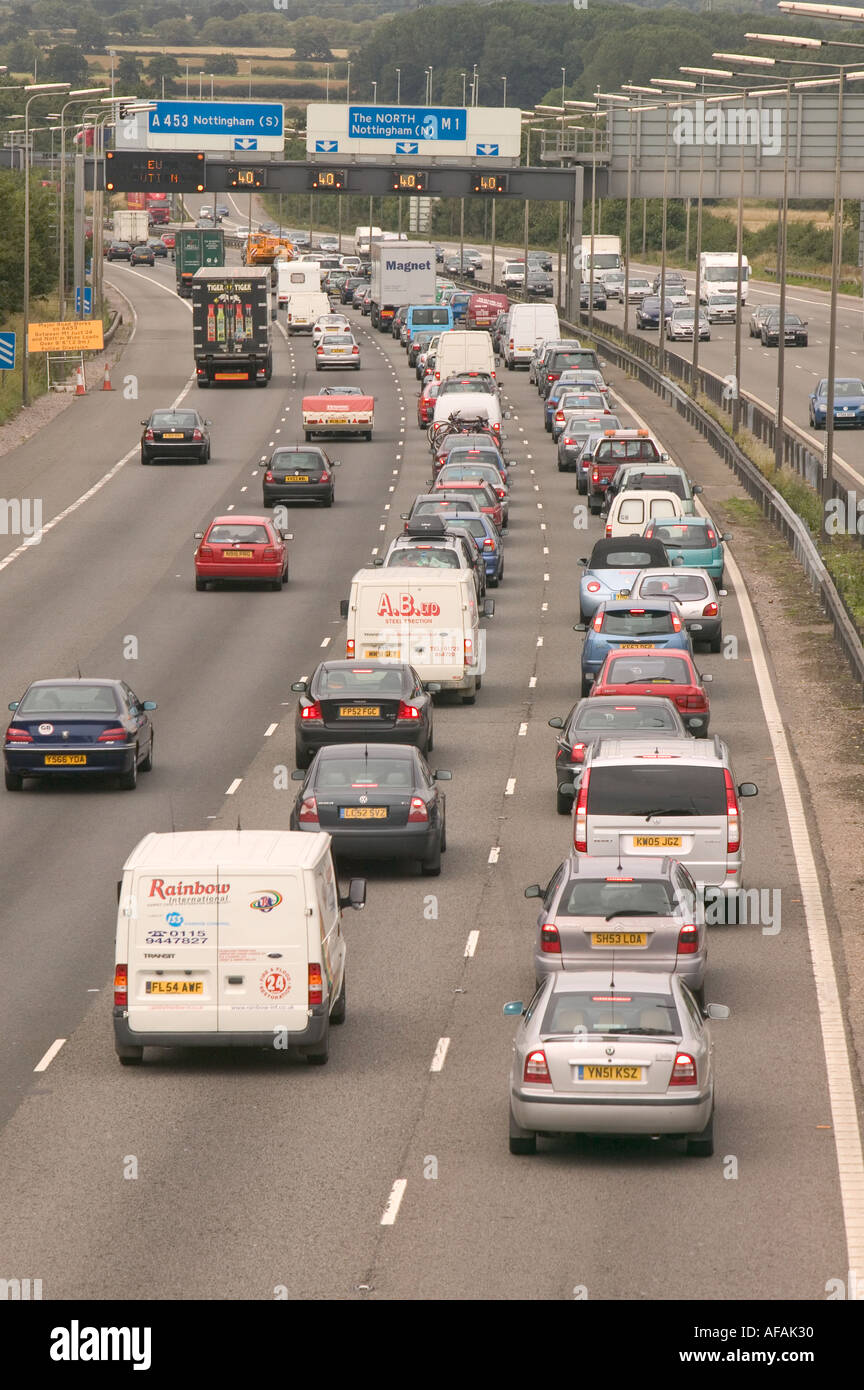 Motorway Hold Up Stock Photos & Motorway Hold Up Stock Images - Alamy