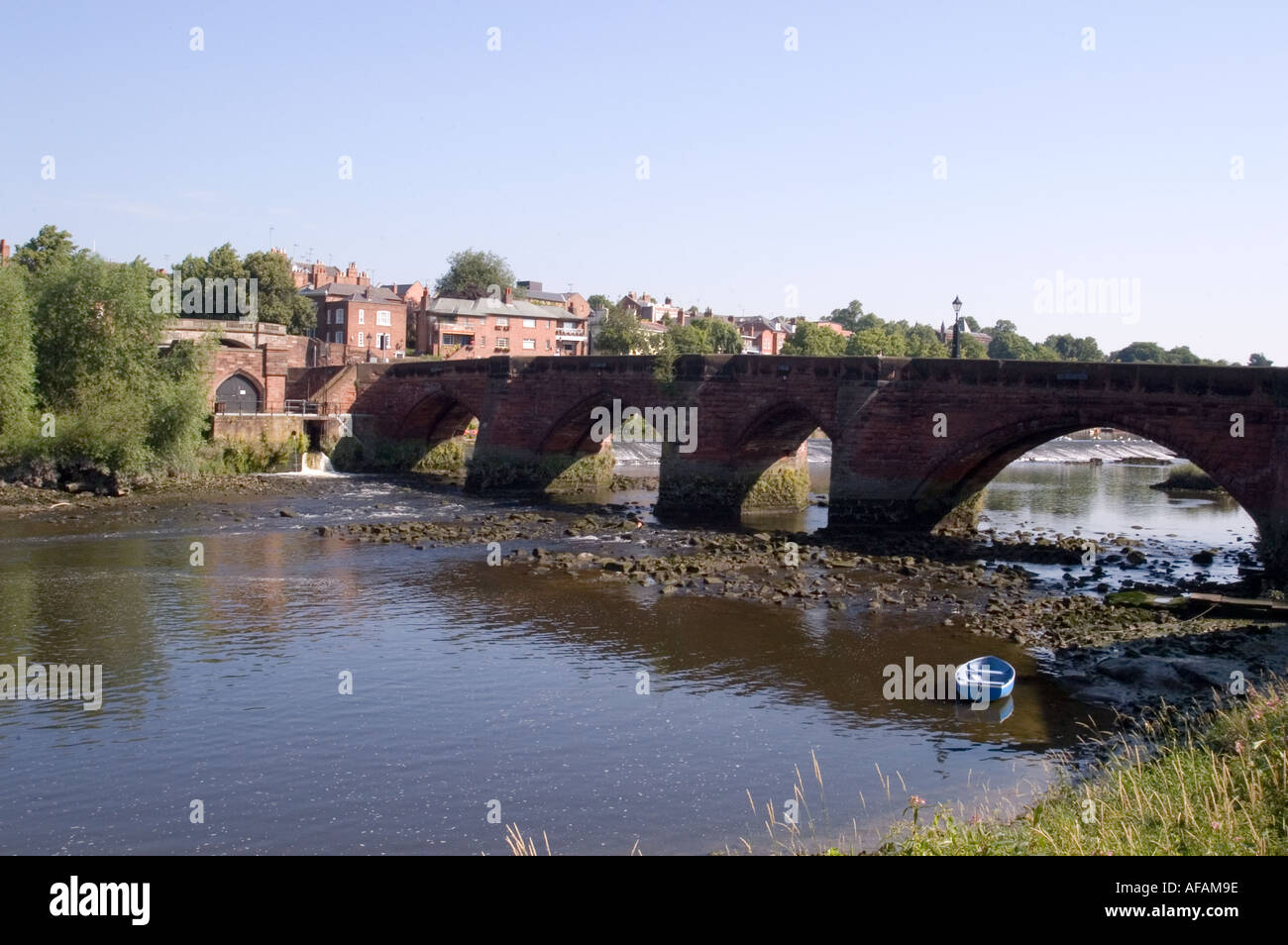 The Old Dee bridge at Chester Stock Photo - Alamy