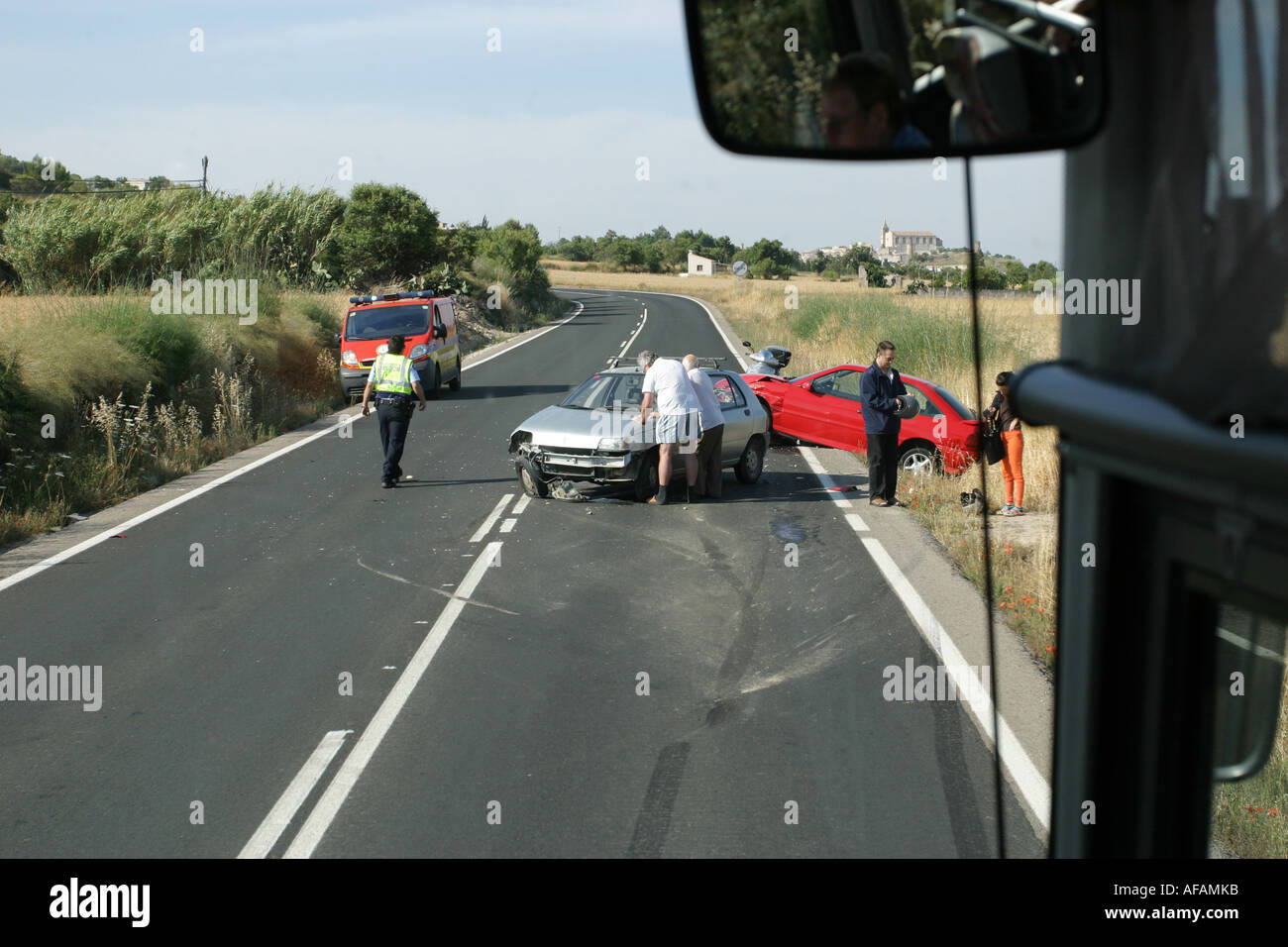 Two cars have crashed into each other on a country road in Mallorca ...