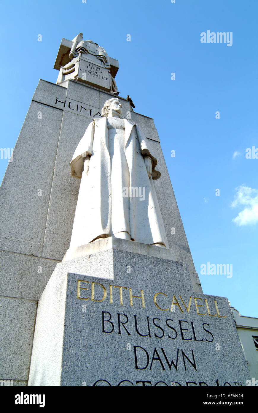 Statue of Nurse Edith Cavell in St Martin s Place Trafalgar Square ...