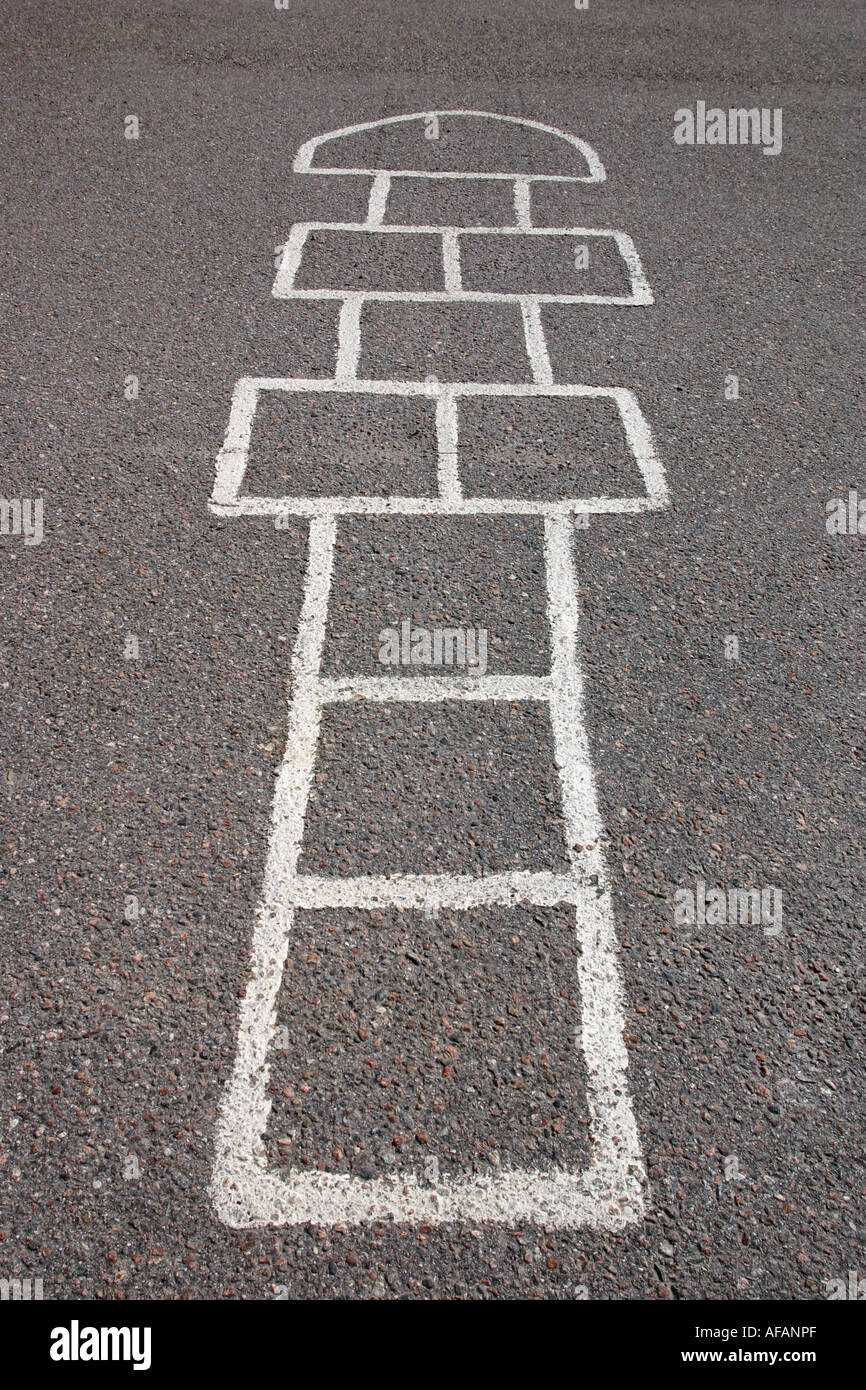 Hop scotch hi-res stock photography and images - Alamy