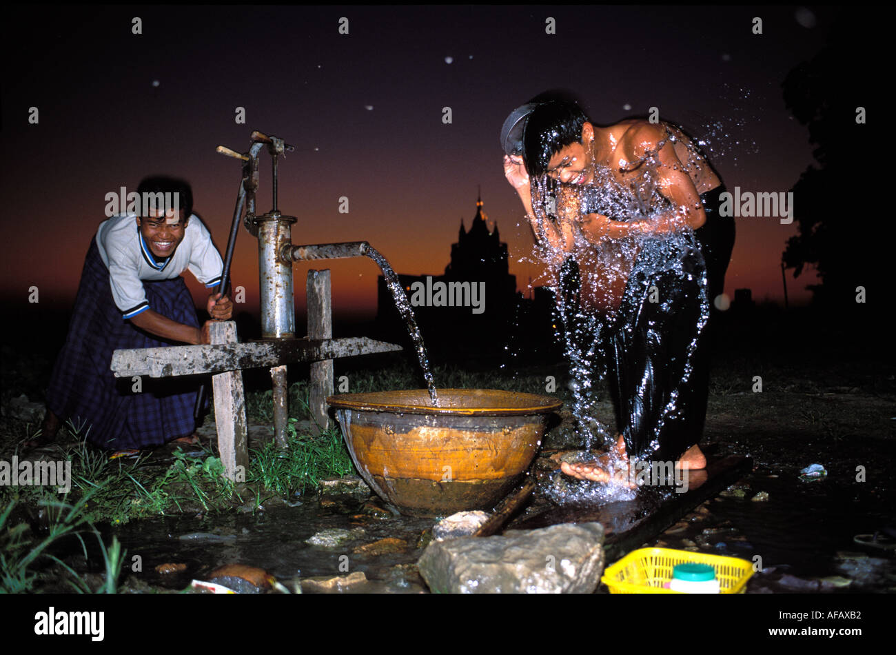 An evening shower hi-res stock photography and images - Alamy
