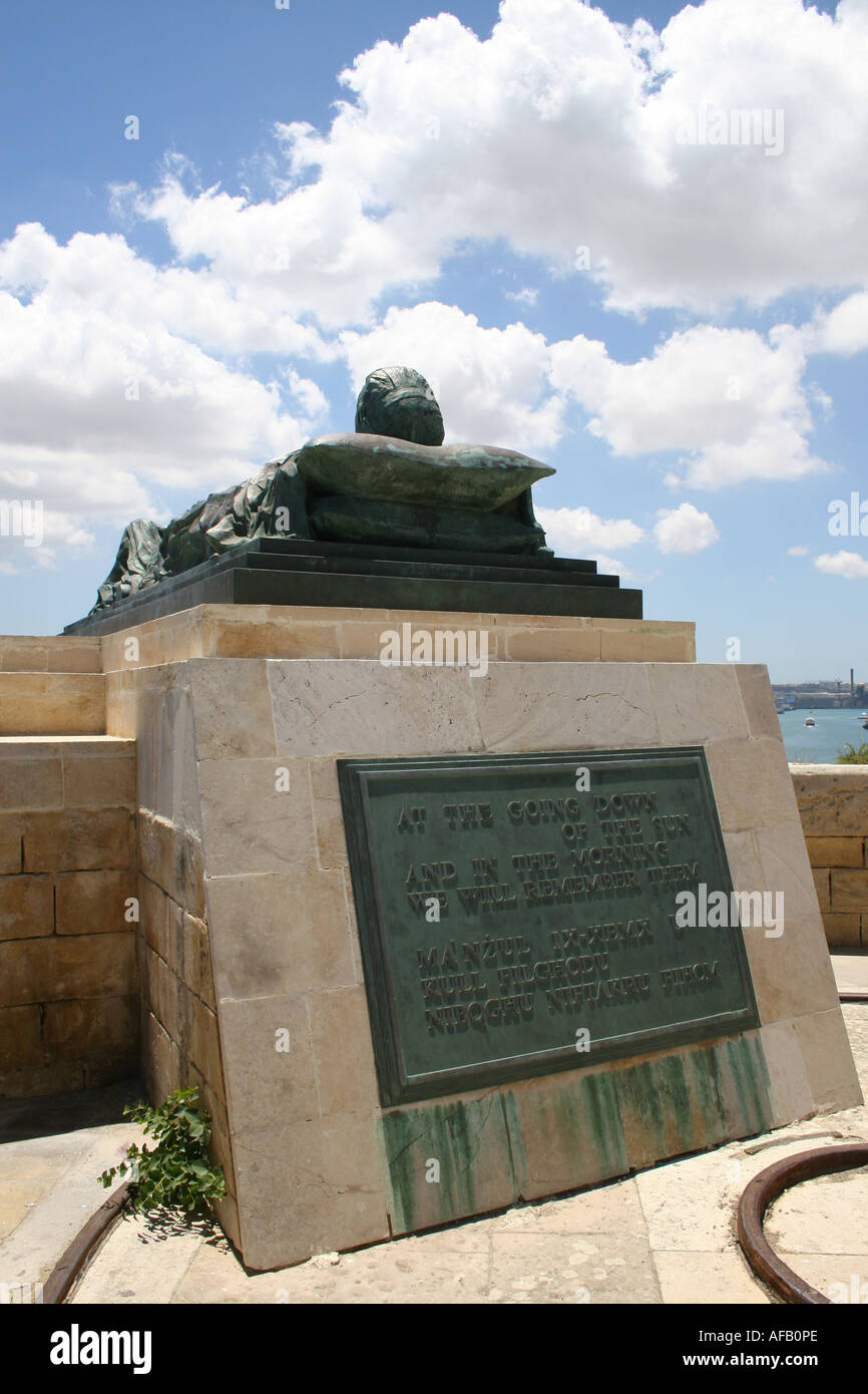 THE WORLD WAR 2 SIEGE MEMORIAL BESIDE GRAND HARBOUR. VALLETTA. MALTA ...