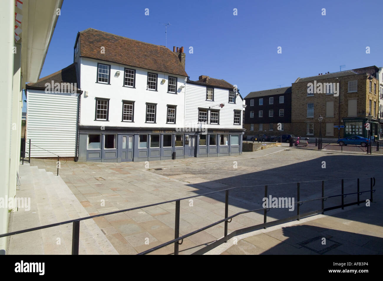 The 3 daws pub Gravesend Stock Photo - Alamy