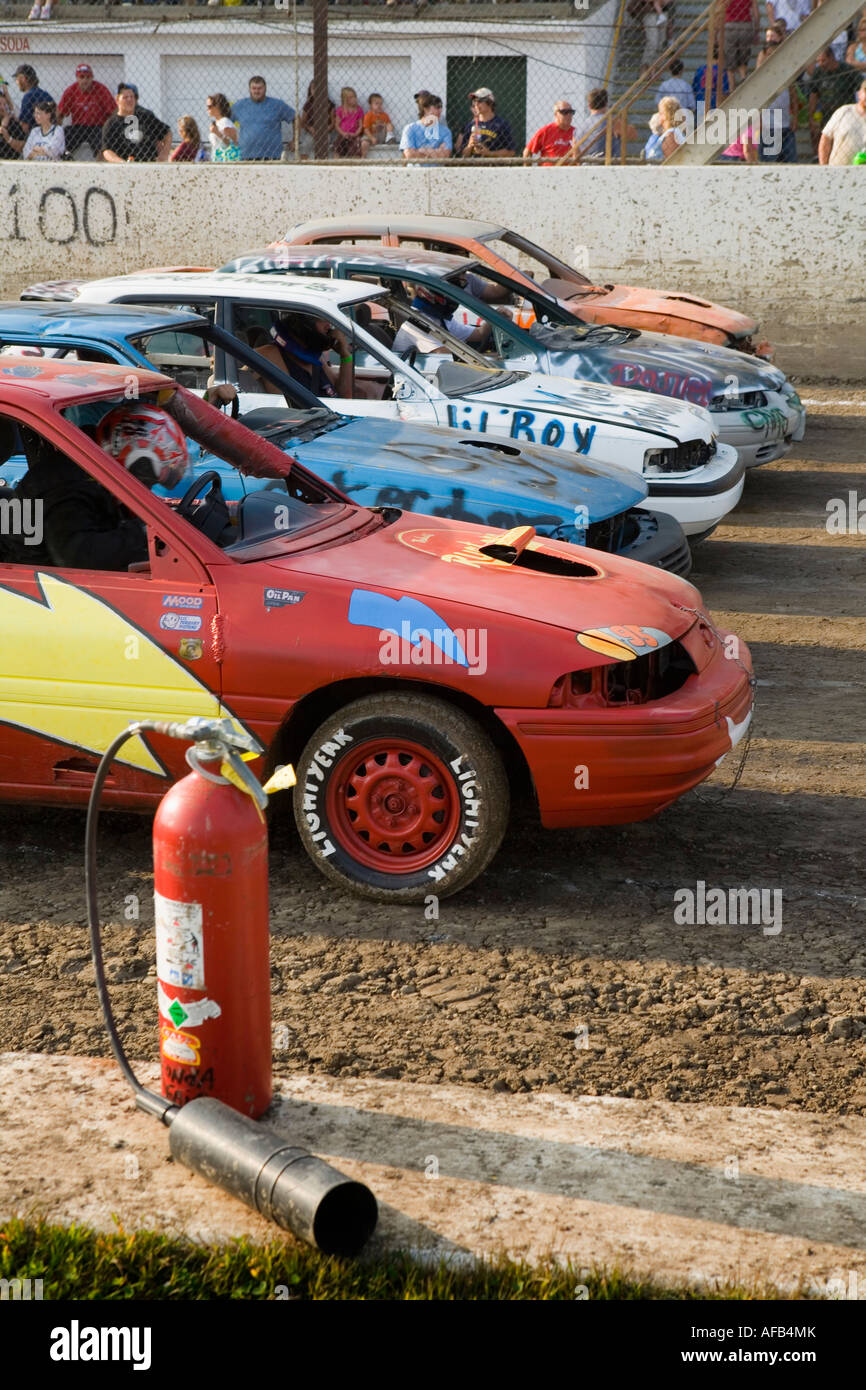 Demolition derby crash racing hi-res stock photography and images - Alamy