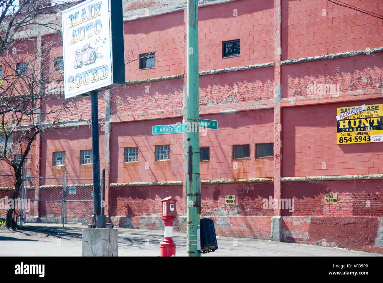 Random street scene in Niagara Falls New York USA Stock Photo - Alamy