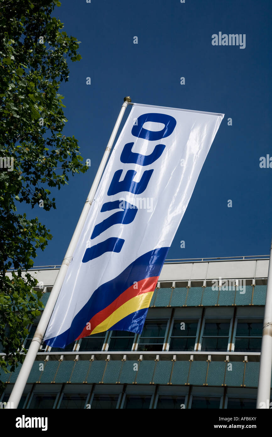 Iveco logo hi-res stock photography and images - Alamy