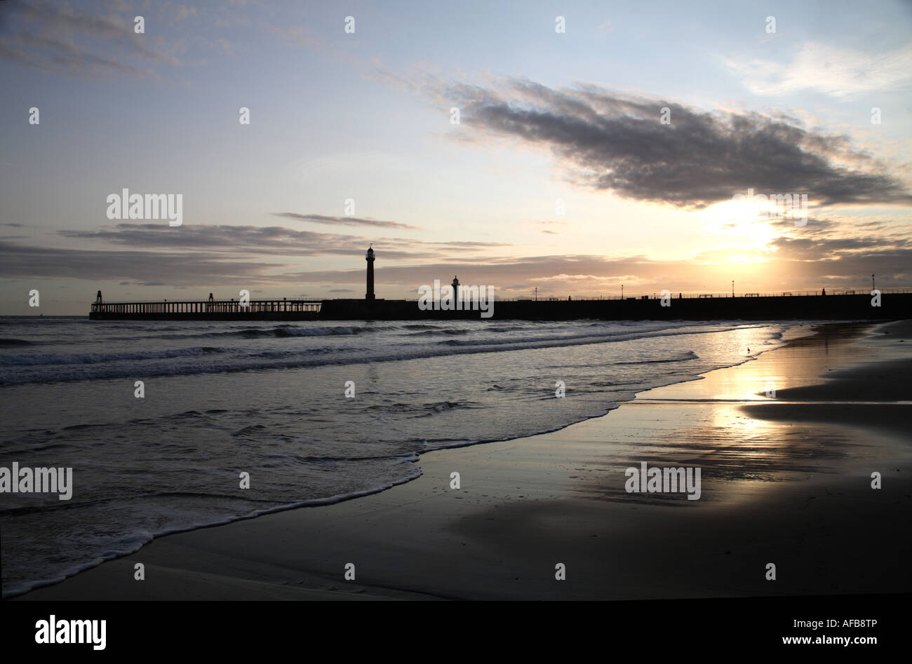 Whitby beach trail hi-res stock photography and images - Alamy