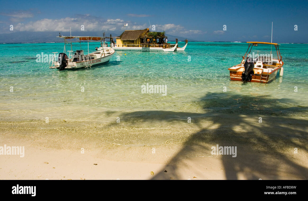 Lagoon tropical beach in french hi-res stock photography and images - Alamy