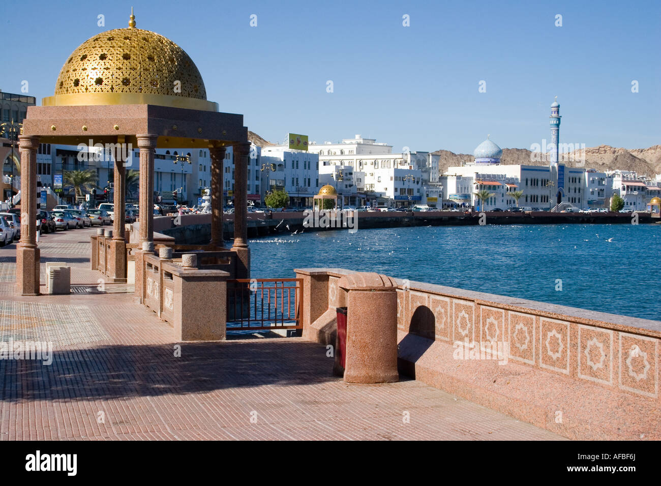 Muttra hi-res stock photography and images - Alamy