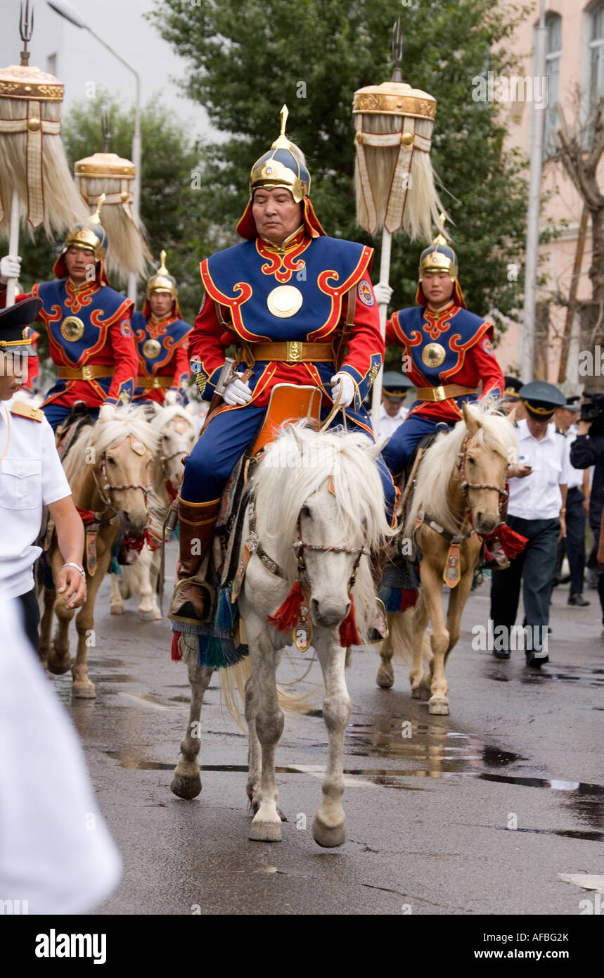 Mongolian military uniform hi-res stock photography and images - Alamy