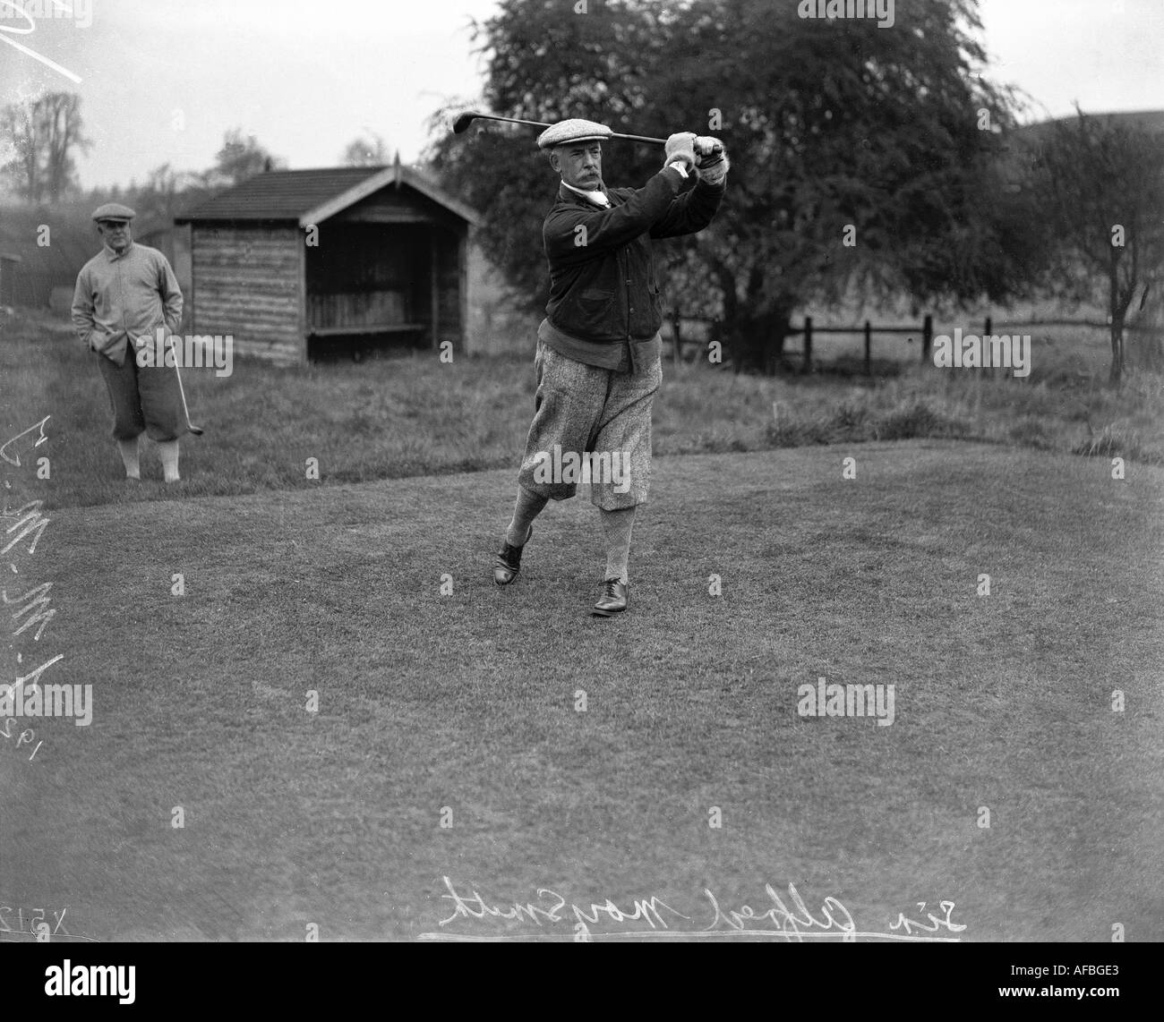 Gold golf tee Black and White Stock Photos & Images - Alamy