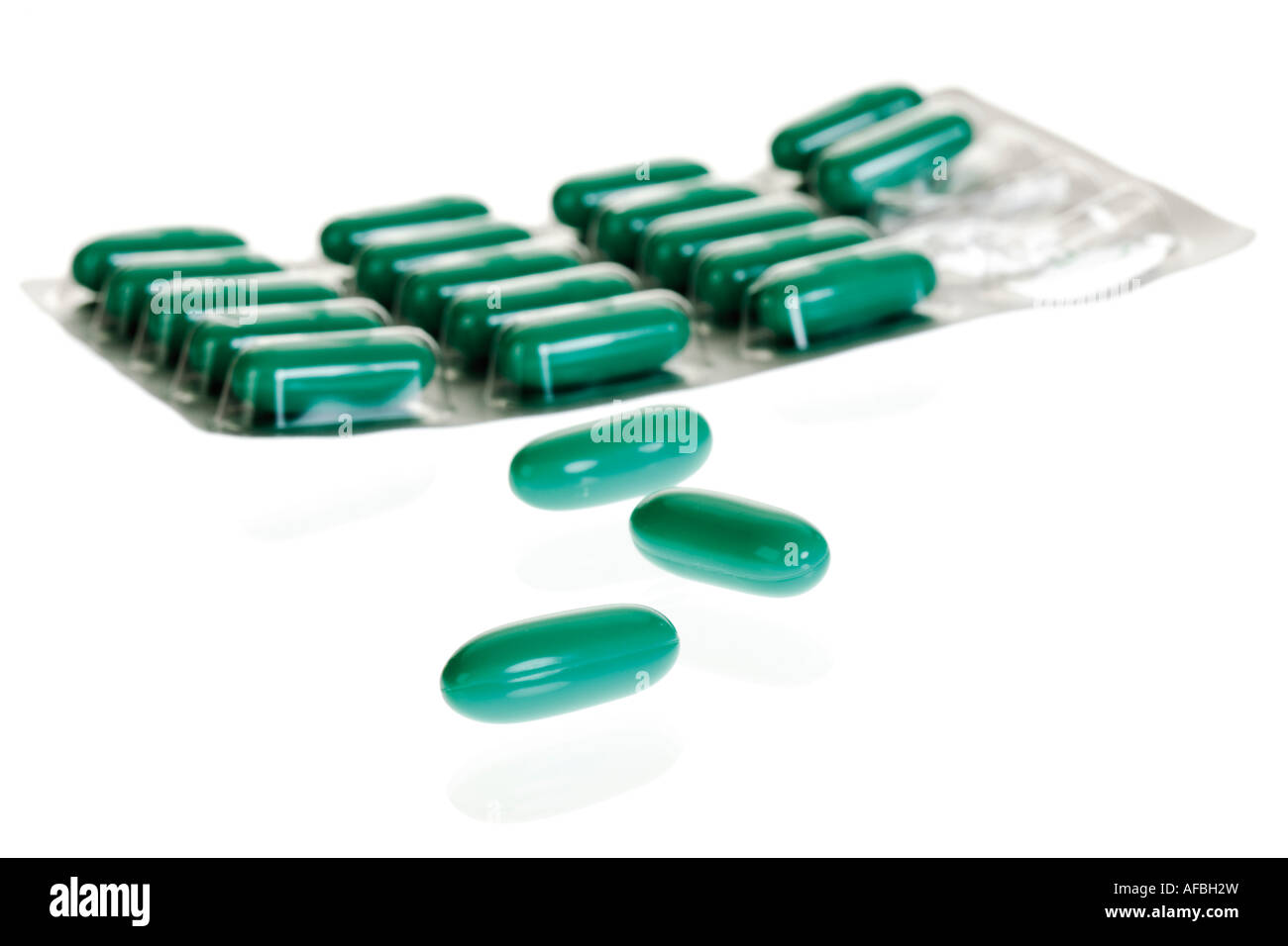Pill capsules in blister pack, close-up Stock Photo - Alamy